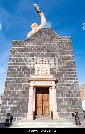 Monument Al Pipila, Unesco site Guanajuato, Mexico Stock Photo - Alamy