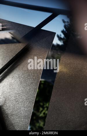 Optical illusion through a mirror, geometry Stock Photo - Alamy