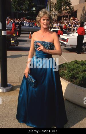 SHARON GLESS at the 39th Primetime Emmy Awards were held on Sunday ...