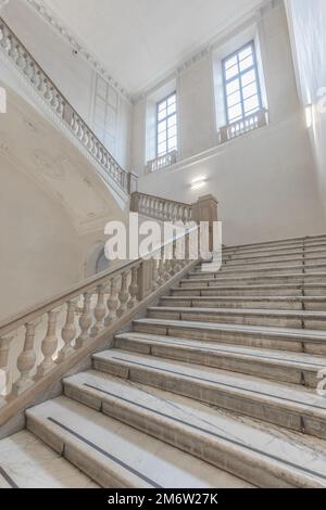Luxury staircase made of marble in an antique Italian palace Stock ...