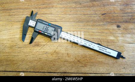Electronic digital caliper Stock Photo - Alamy