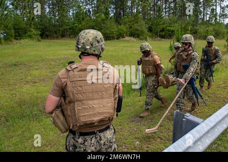 GULFPORT, Miss. (May 6, 2022) Seabees assigned to Naval Mobile ...