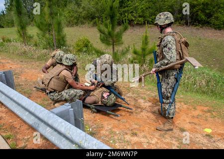 GULFPORT, Miss. (May 6, 2022) Seabees assigned to Naval Mobile ...