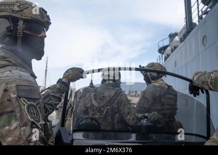 Romanian Navy Special Forces on a rigid-hulled inflatable boat (RHIB ...