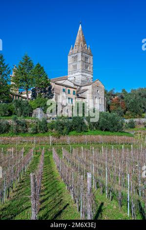 Fieschi Abbey in Liguria Stock Photo - Alamy