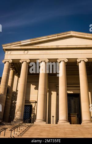 Neoclassical facade with Ionic columns of the National Gallery of Art ...