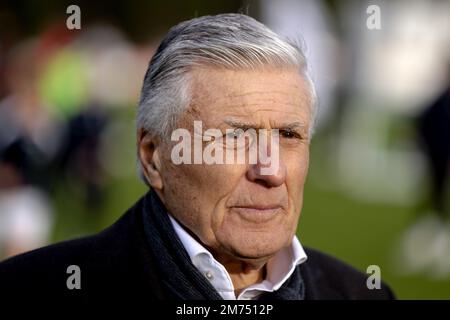 HAARLEM - Sjaak Swart before the traditional New Year's game between ...
