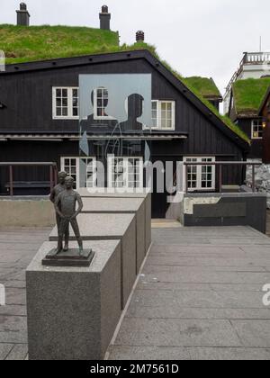 Janus Djurhuus and Hans Andrias Djurhuus memorial statue in Tórshavn ...