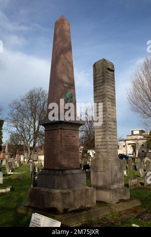 The Reformers' Memorial and an obelisk dedicated to the memory of ...
