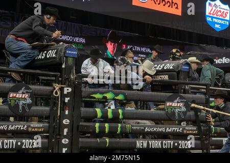 NEW YORK, NEW YORK - JANUARY 06: João Lucas rides Border Wall during ...