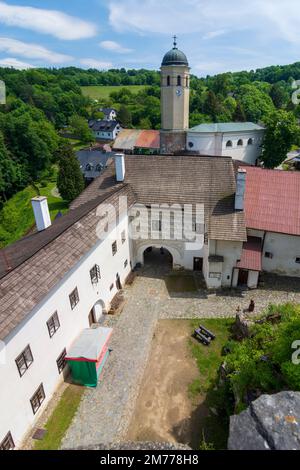 Jirikov u Rymarova (Girsig): Sovinec Castle (Eulenburg) in ...