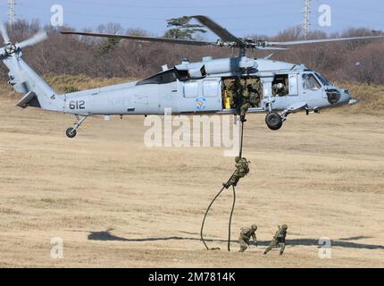 Narashino, Japan. 8th Jan, 2023. Japanese Ground Self Defense Forces ...