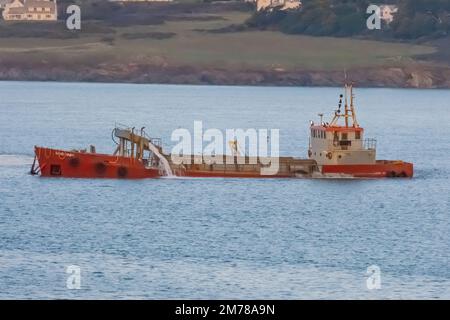 Sand Snipe Dredger operating in Camel Estuary off Padstow, Cornwall ...