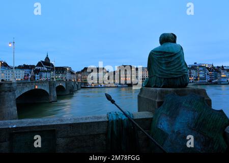 Dusk, the statue of Helvetia, Mittlere Brücke bridge, river Rhine, city ...