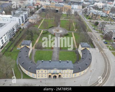 Gera, Germany. 08th Jan, 2023. Ducks swimming on the White Elster in ...
