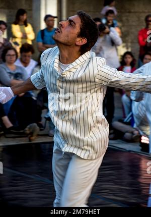 Modern dance performance/espectáculo de danza moderna Torrelodones ...