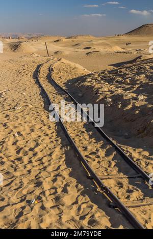 Excavation rails at Giza pyramids, Egypt Stock Photo - Alamy