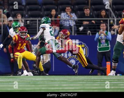 USC linebacker Eric Gentry (18) against Utah in the Pac 12 Championship ...