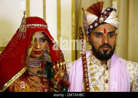 Karachi. 8th Jan, 2023. A bride poses for a photo during a mass wedding ...