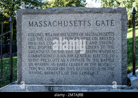 massachusetts gate at bunker hill monument breeds hill charlestown ...