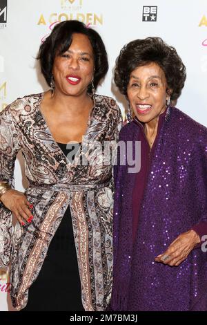 LOS ANGELES - JAN 8: Angela Elayne Gibbs, Marla Gibbs at A Golden ...