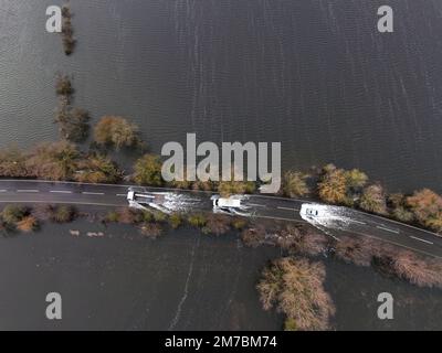 The Welney wash fills with floodwater as the levels of The Old Bedford ...
