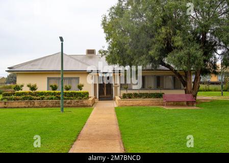 The Country Womens Association (CWA) rooms in Linsley Street,COBAR New ...