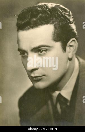 Italian actor and film director Rossano Brazzi, Italy 1940s Stock Photo ...