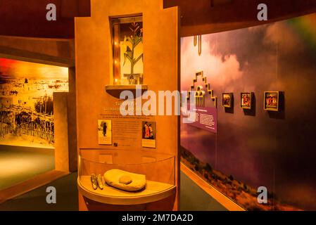 Exhibits representing Native American culture and tradition, National ...