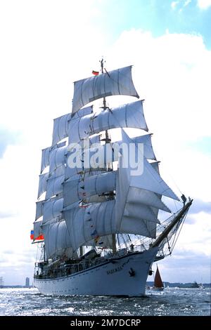 Russian tall ship Nadezhda, Lubeck, 2003 Stock Photo - Alamy