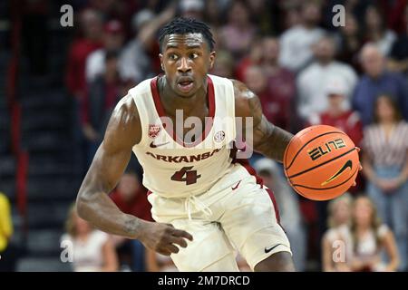 Arkansas guard Davonte Davis (4) runs a play against San Jose State ...
