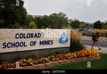Colorado School of Mines Orediggers quarterback John Matocha (10) drops ...