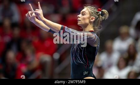 Utah gymnast Grace McCallum performs her floor routine during an NCAA ...