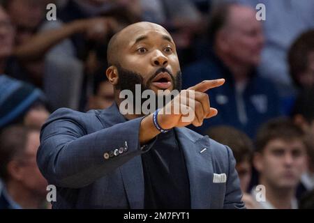 Villanova head coach Kyle Neptune reacts during the second half of an ...