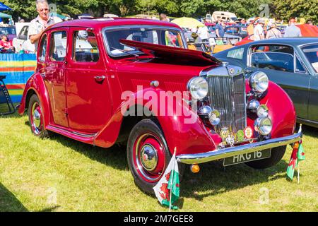 Classic car show in the Gnoll Country Park, Neath Port Talbot, Wales ...