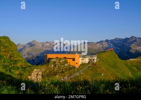 Mountain restaurant, mountain station at Stubner Kogel, Bad Gastein ...