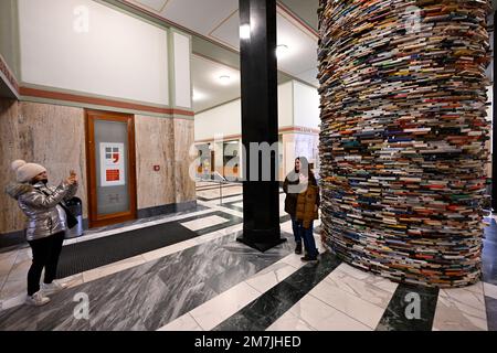 Idiom, a column made of 8,000 books in the vestibule of the Central ...