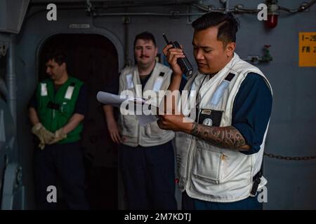 220510-N-SI601-1106 Pacific Ocean (May 10, 2022) Sailors test the ...