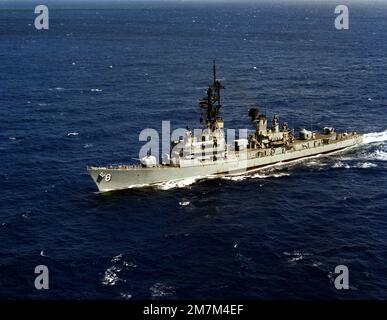 USS Lynde McCormick (DDG-8) underway in 1974 Stock Photo - Alamy