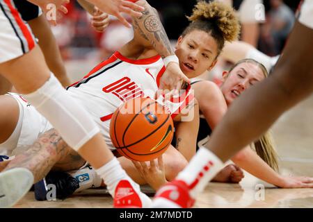 Ohio State guard Rikki Harris plays during the second half of an NCAA ...