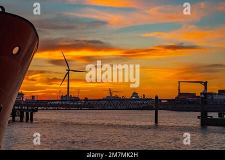 Sunset over Tilbury from Gravesend Kent Stock Photo - Alamy