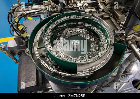 Zipper manufacturing factory. high-tech zipper lock or zipper pulls or ...