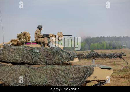 An M1A2 Abrams conducts live-fire accuracy screening tests at the ...
