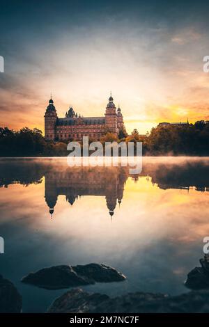 The castle or Johannisburg Castle in Aschaffenburg in spring, spring ...