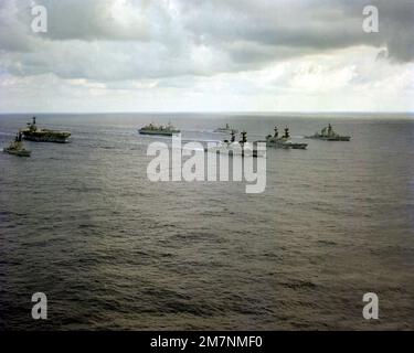 USS Garcia (FF-1040) in dry dock Stock Photo - Alamy