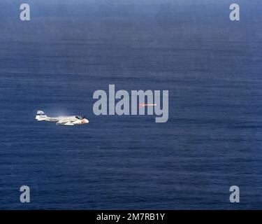 USS GUITARRO (SSN-665 Stock Photo - Alamy