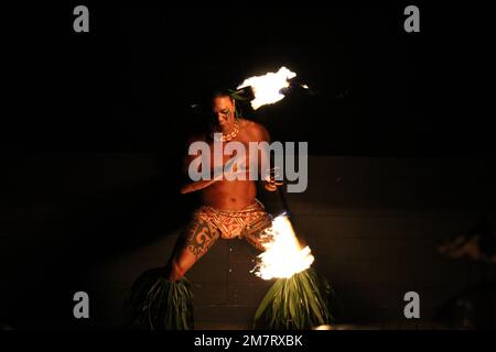 Samoan Fire Dance Stock Photo - Alamy