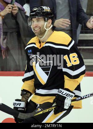 Pittsburgh Penguins' Jason Zucker (16) celebrates his goal against the ...