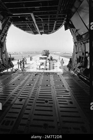 The trailer carrying the deep submergence rescue vehicle AVALON (DSRV-2 ...