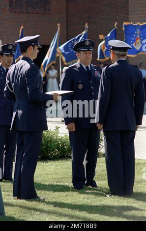 Military Airlift Commander in CHIEF, GEN Robert E. Huyser poses with ...